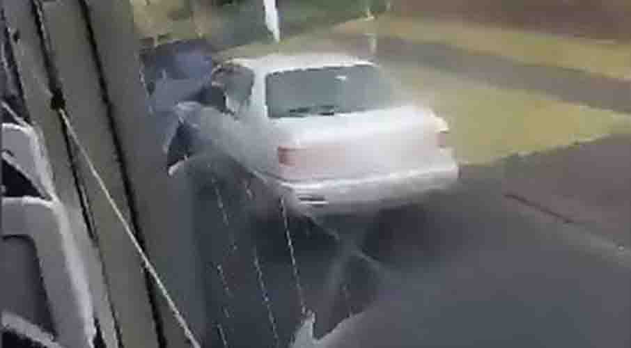 Bus driver allegedly attacked in South Auckland road chase