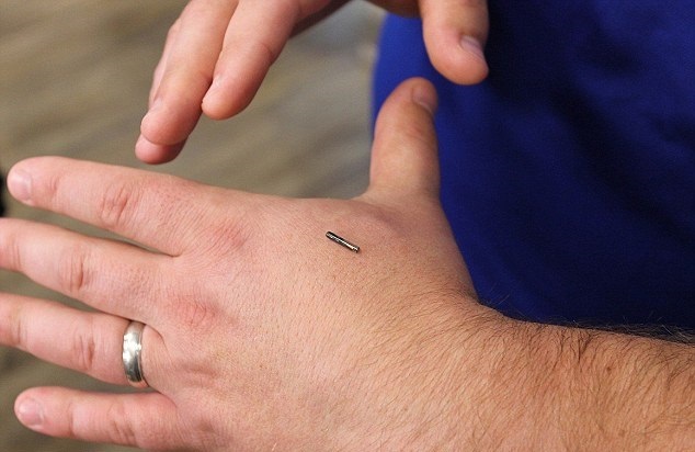 Company implants microchip in employees' hands
